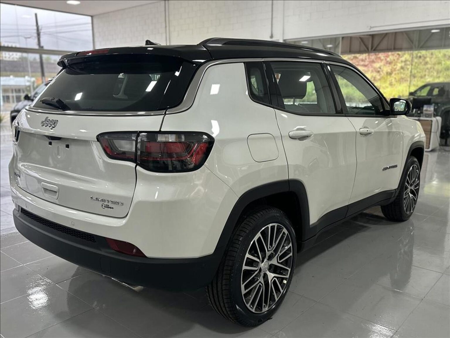 Jeep Compass 2025 para PcD tem desconto de R$ 38.556 – N10 Carros