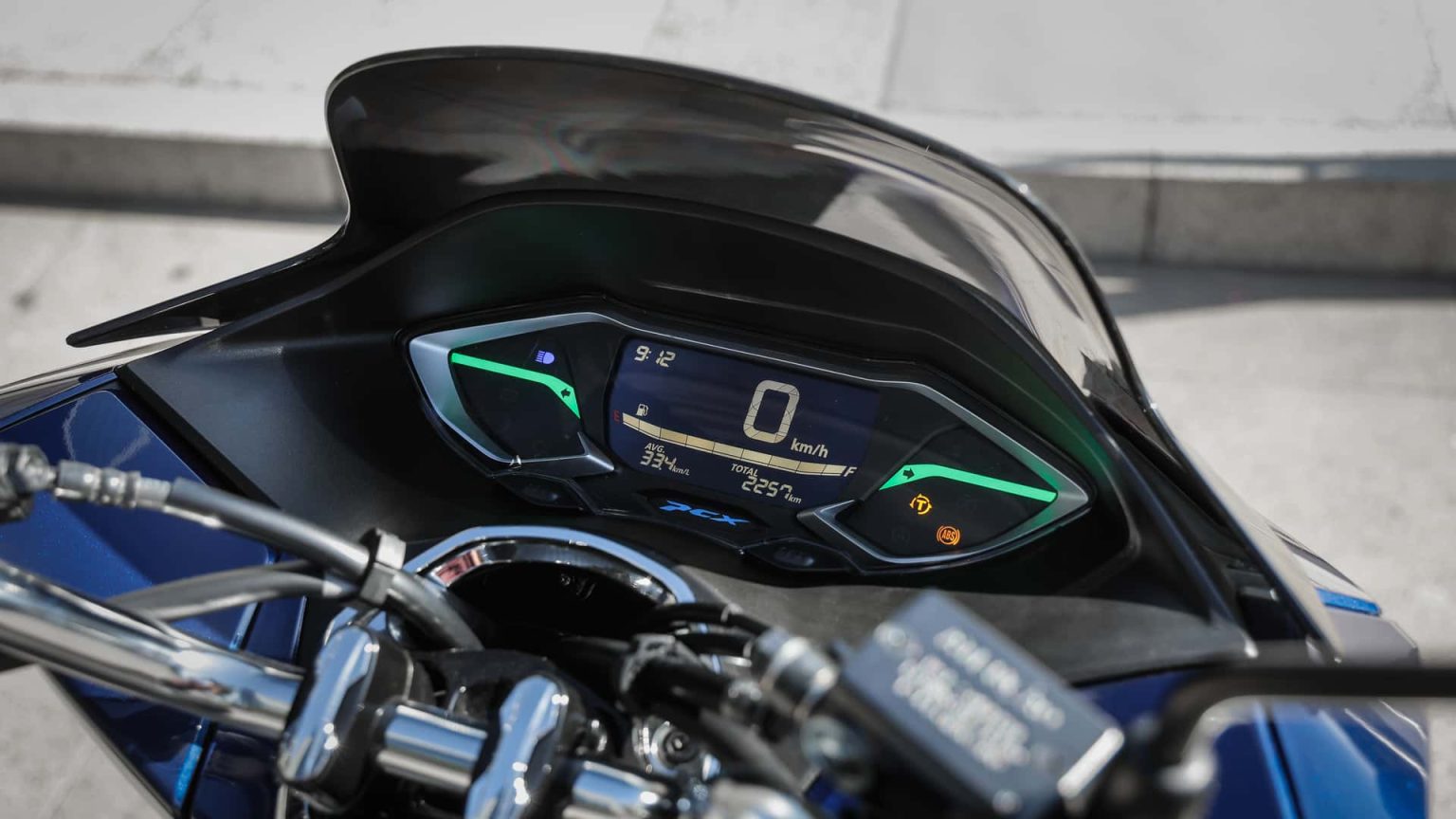 Honda PCX 160 2026 estreia no Brasil: confira preços, versões e cores ...